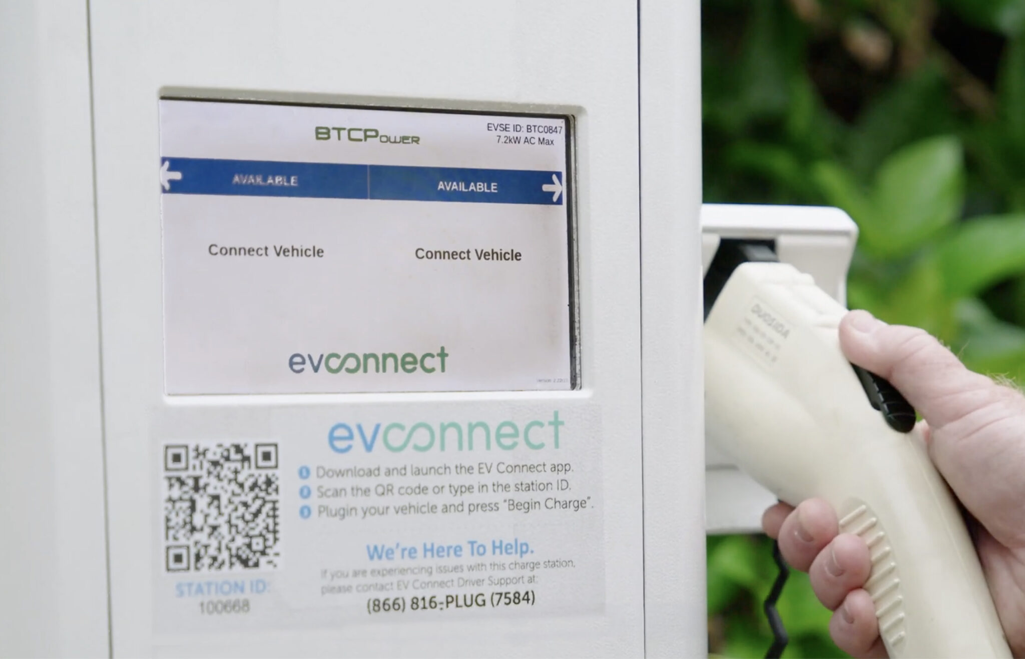 EV Charging Solutions for Your Business | EV Connect